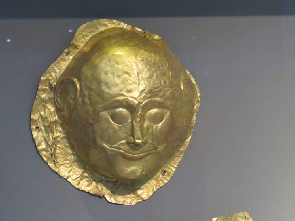 Dr. SkySkull in Greece: The National Archaeological Museum | Skulls in ...