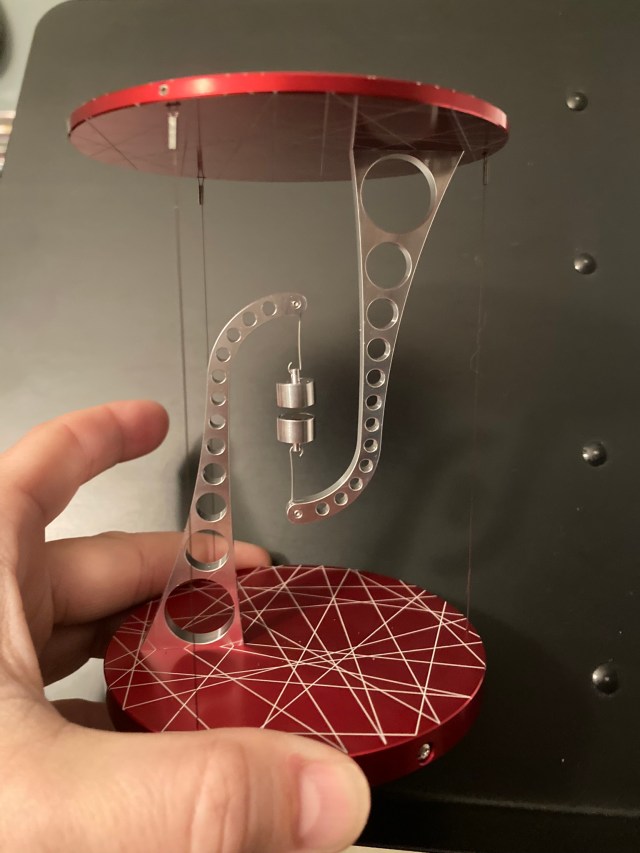 Physics demonstrations: tensegrity table | Skulls in the Stars